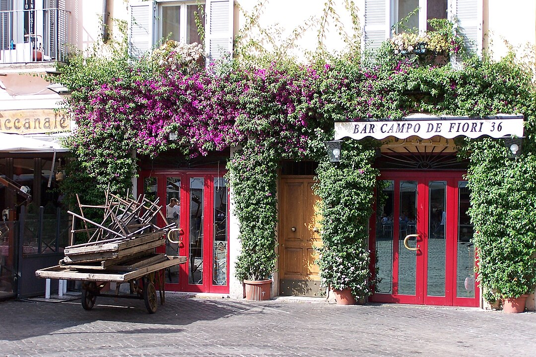 Campo de' Fiori w Rzymie – plac, który pachnie egzekucją i bazylią ...