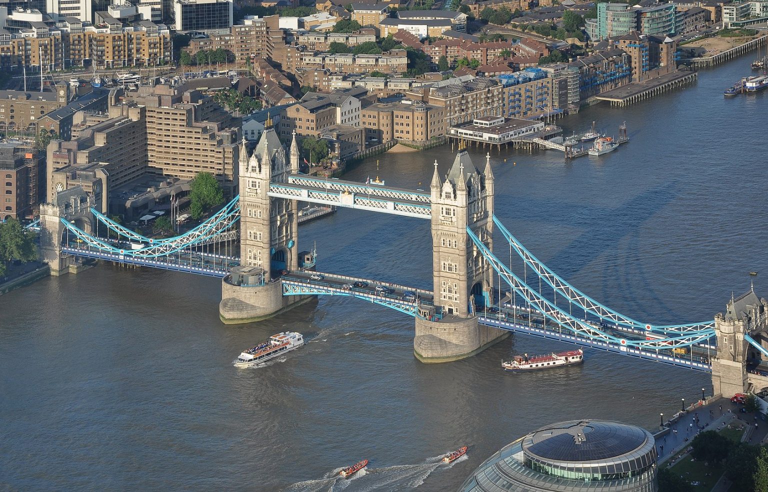 Tower Bridge - Londons landmärke - City Guide