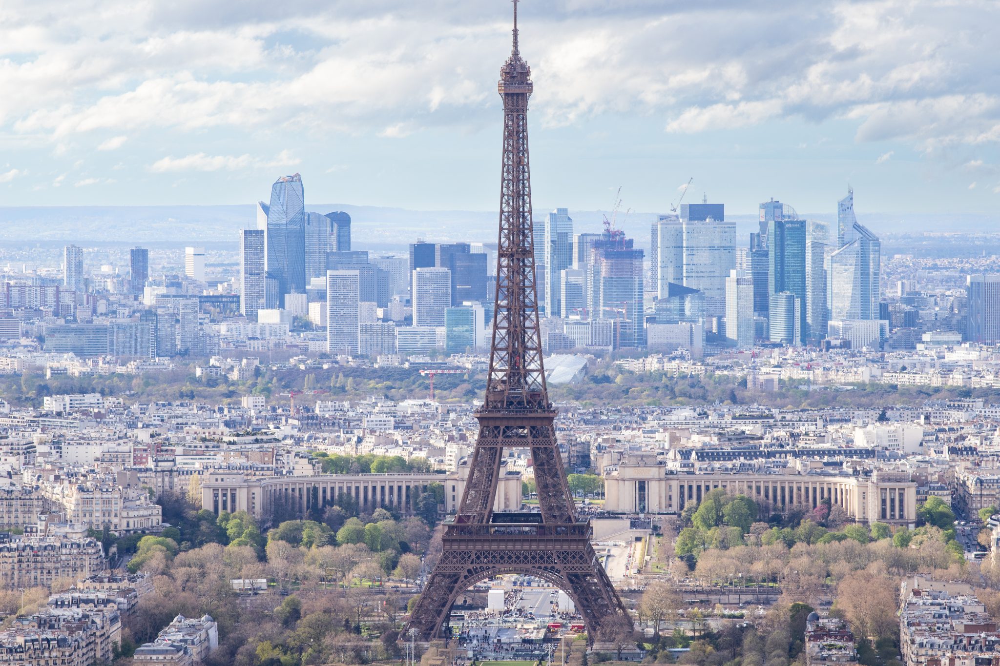Eiffeltårnet - symbolet på Paris som hele verden kjenner - City Guide