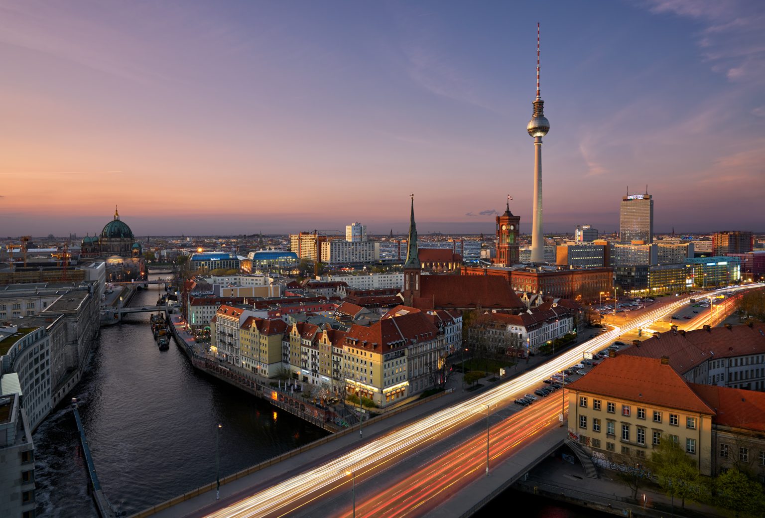 Der Potsdamer Platz in Berlin - von der Ruine zum Symbol des 21 ...